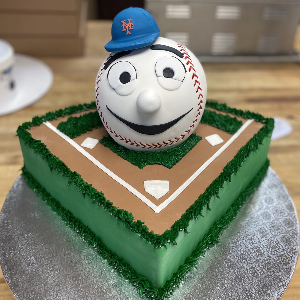 Mets Baseball Cake - Palermo Custom Cakes