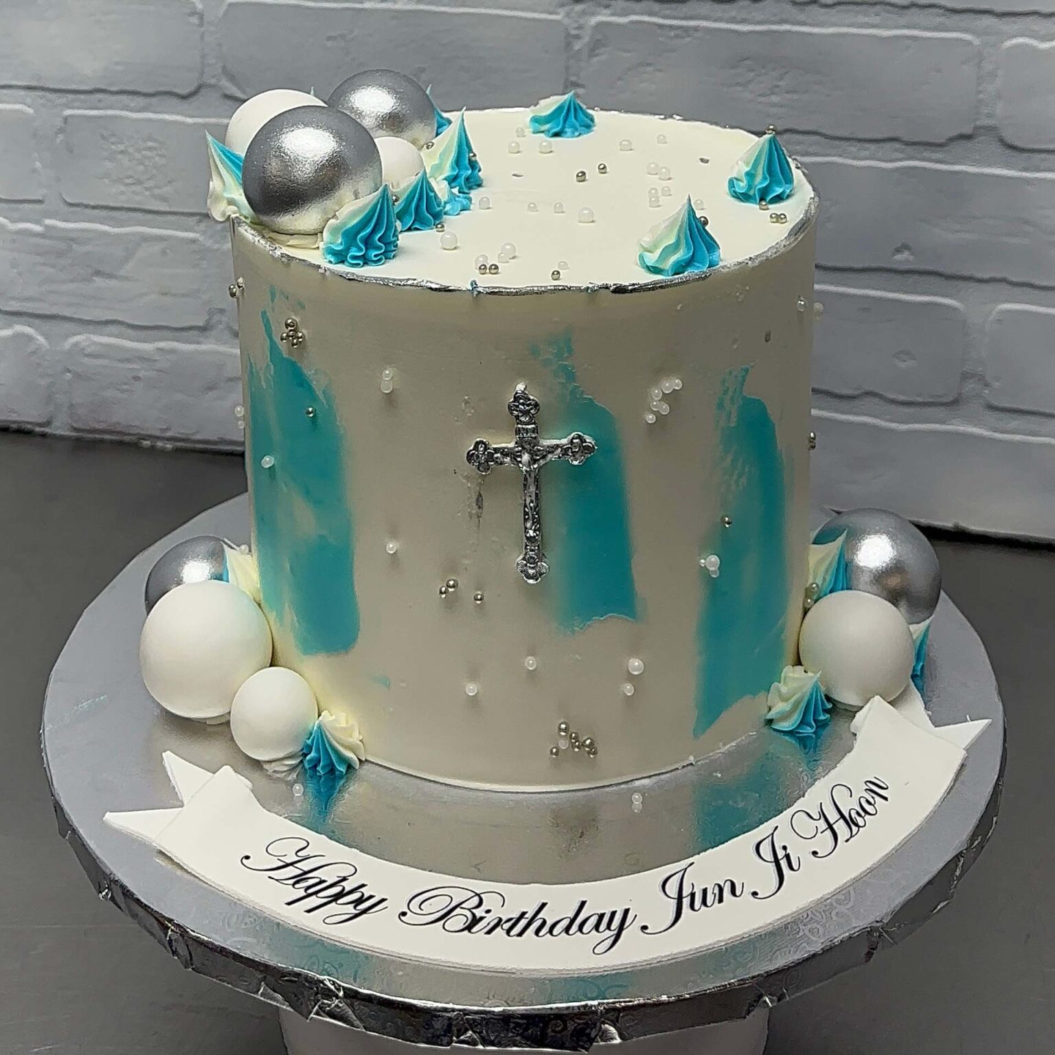 Simple Festive Birthday Cake - Palermo Custom Cakes